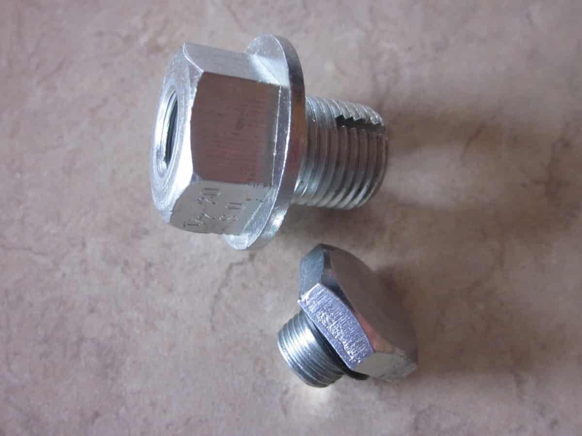 How to Remove An Over Tightened Oil Plug - Oil Filters Online